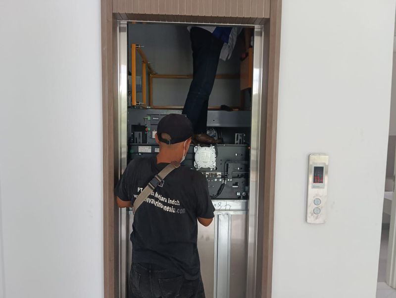 Pemeliharaan 1 (satu) Unit Lift Gedung Kantor