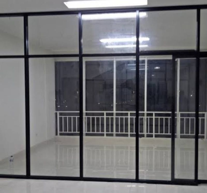 Partisi alumunium kaca custom