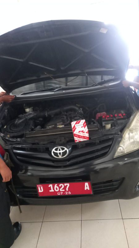 Service berkala Innova