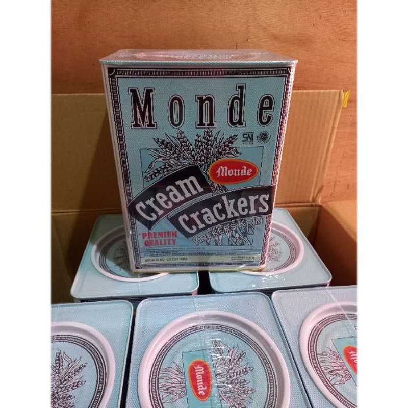 Kue Monde Cream Crackers