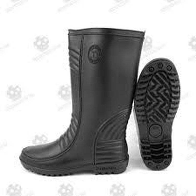 Sepatu Booth Karet Lapangan