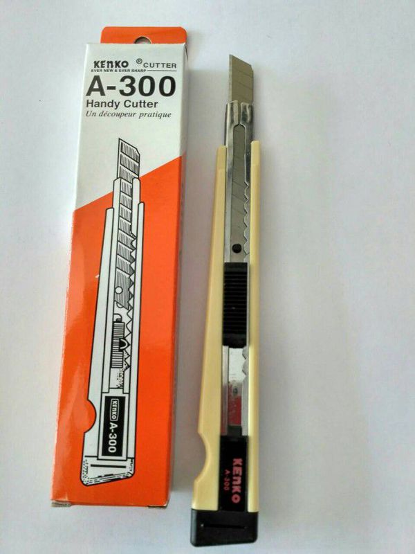 PISAU CUTTER KECIL A300