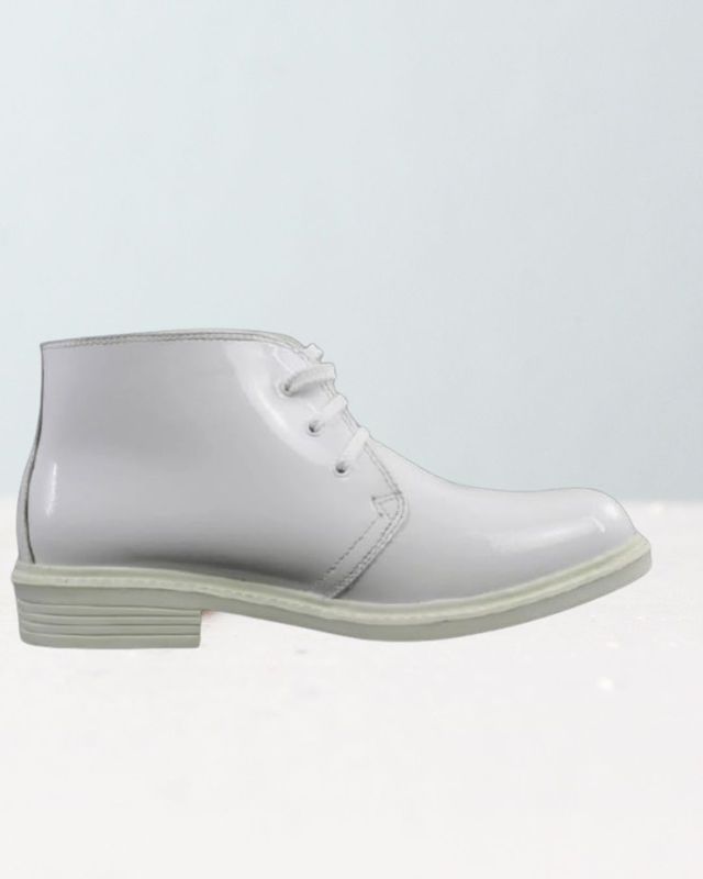 Sepatu Warna Putih