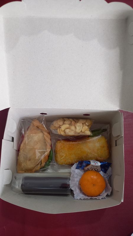 SNACK BOX BIASA TANPA AIR