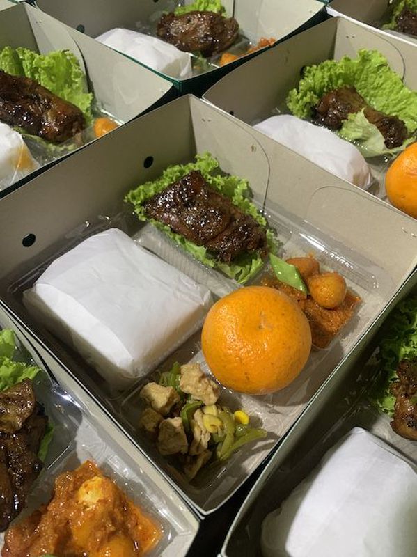 Nasi Box 4