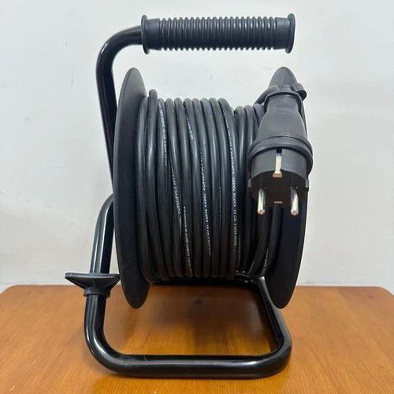 Kabel Roll Rollan DENGAN KABEL 15 Meter Waterproof Tutupan Safety Jerman