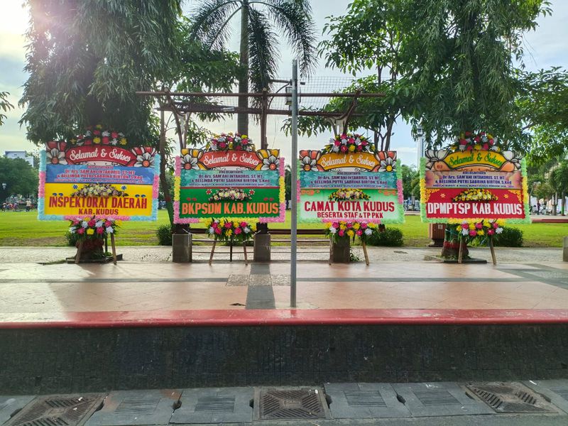 KARANGAN BUNGA - Multicolor