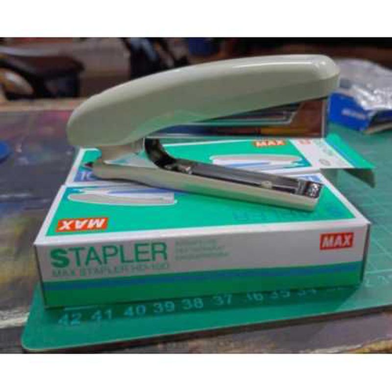 Staples Max HD No 10