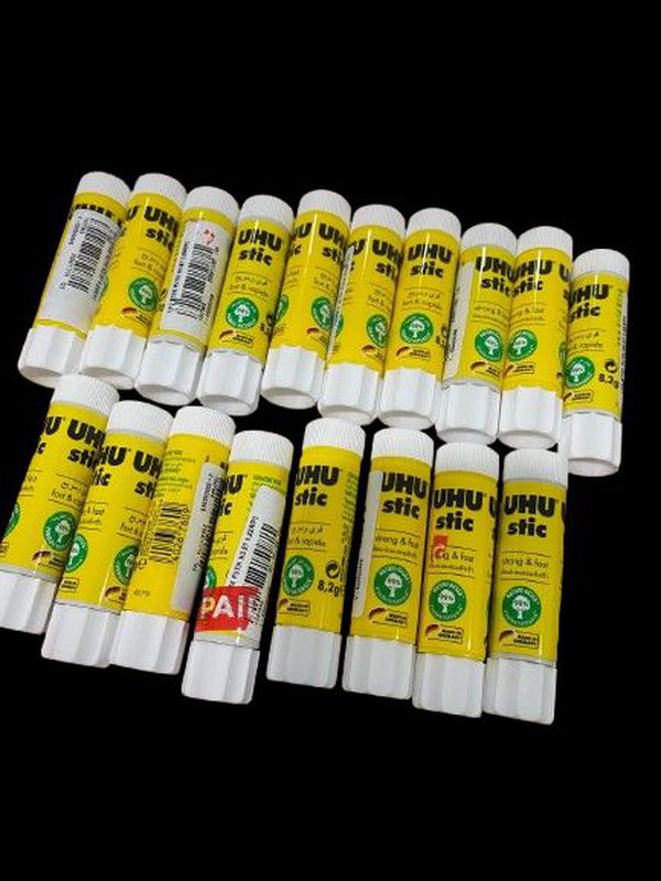 UHU Stick Putih No.27 8.2gr