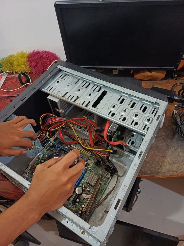 Pemeliharaan komputer/laptop