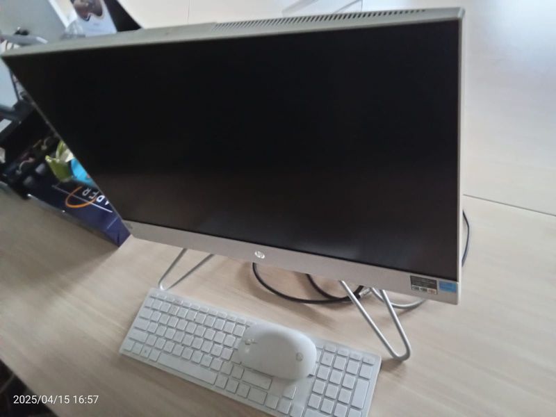 Pemeliharaan Berat Peralatan Personal Komputer/Notebook(Reset, Service ...