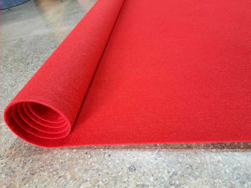 karpet merah 30x16meter