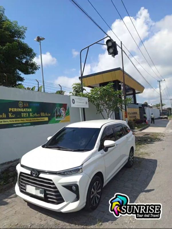 sewa mobil Avanza FWD rute Malang - Surabaya (include bbm dan tol) 1 hari