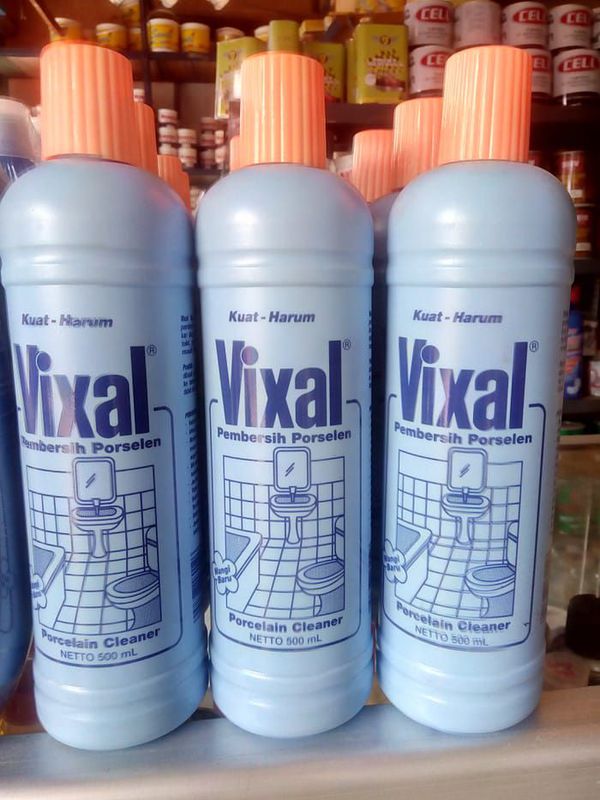 PEMBERSIH PORSELEN VIXAL 500 ML