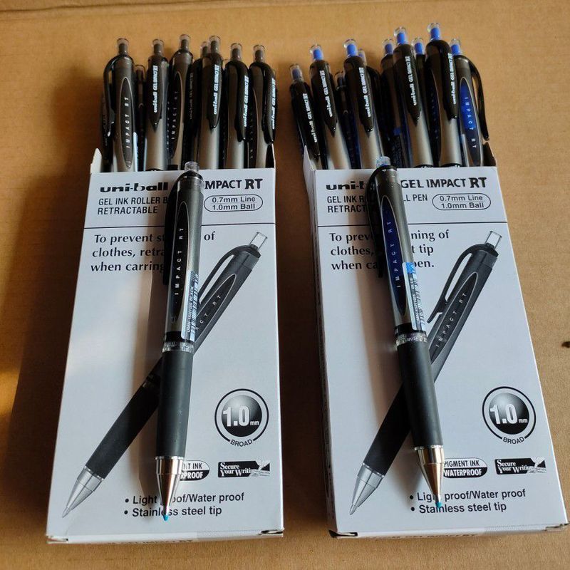 Pulpen Uniball setara Signo - Hitam