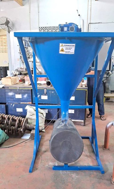 Screw Hopper Conveyor Mesin Custom