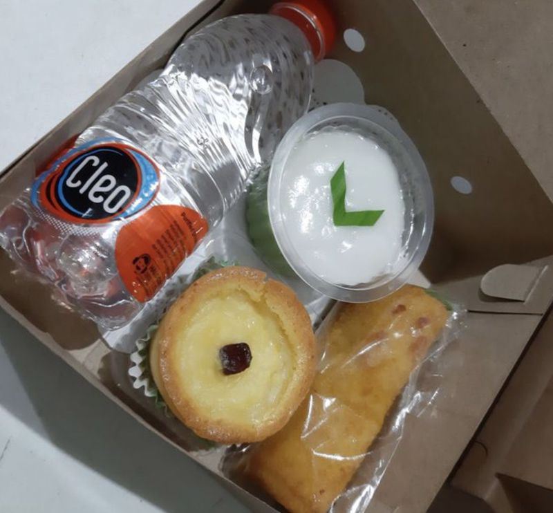 Snack Box Berbagai Macam Kue