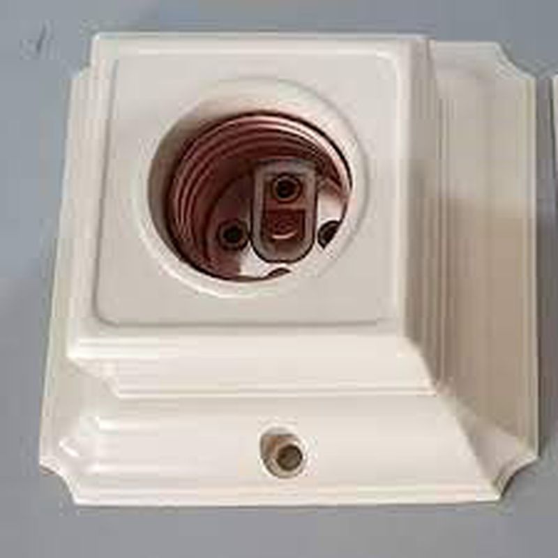 Fitting Plafond + Lampu