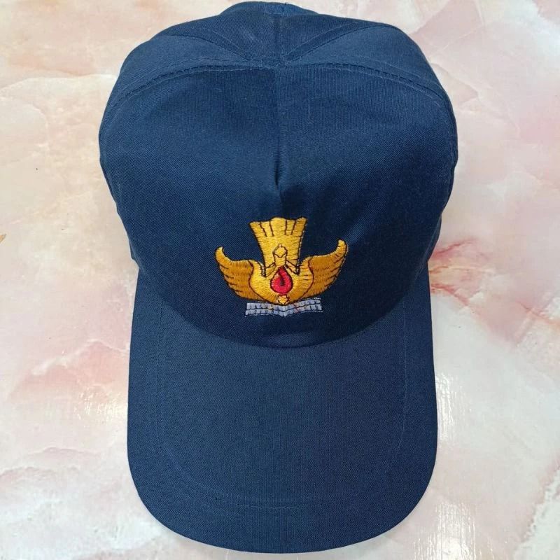 Topi Sekolah SMP