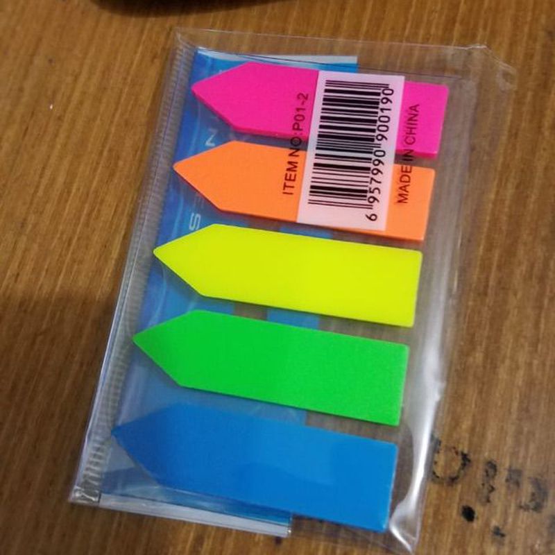 KERTAS PEMBATAS WARNA WARNI