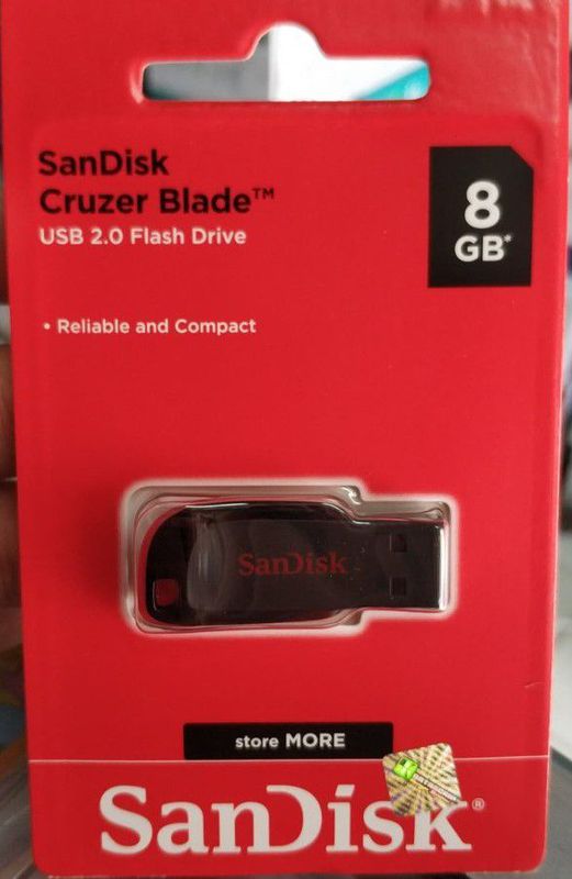 SanDisk 8 GB Cruzer Blade