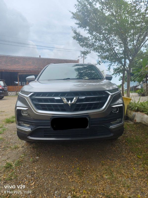 SEWA MOBIL HARIAN - (WULING ALMAS) - Abu Metalic