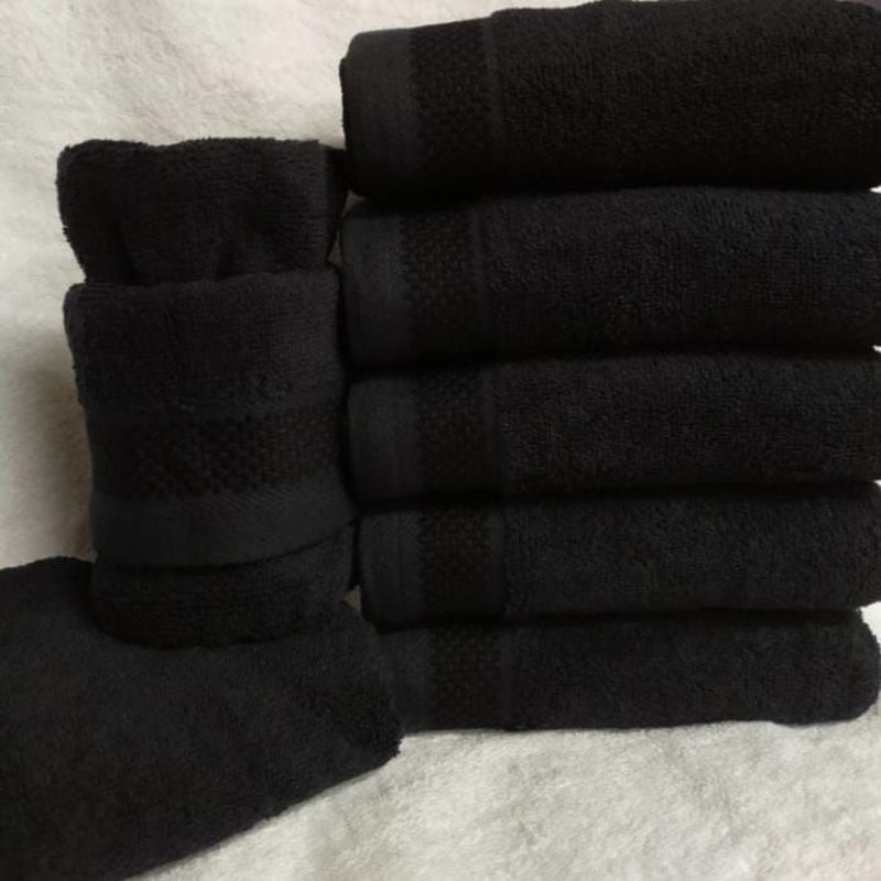 Handuk Hitam