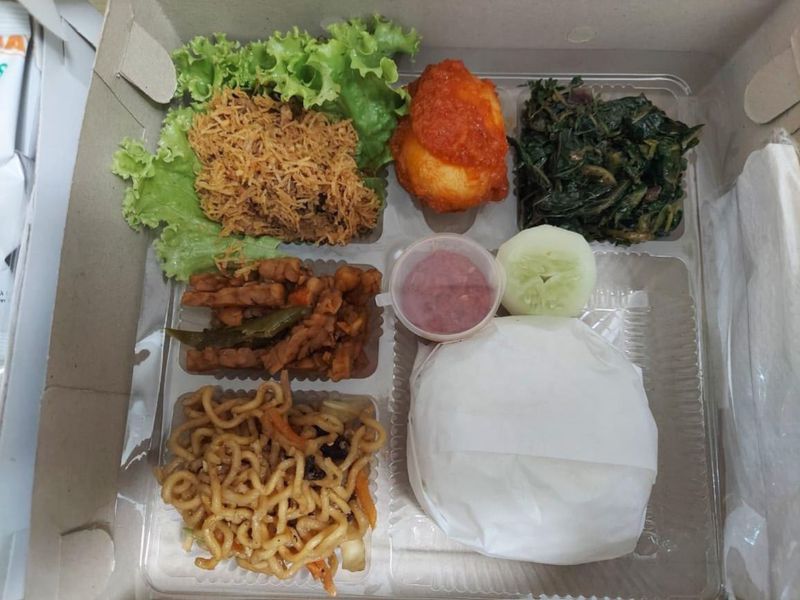 Nasi Box Tradisional 2