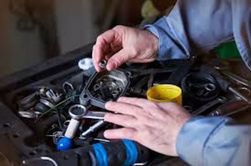 Jasa Tune Up Mobil APV