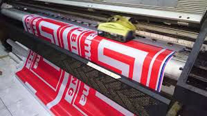 cetak spanduk Vinyl