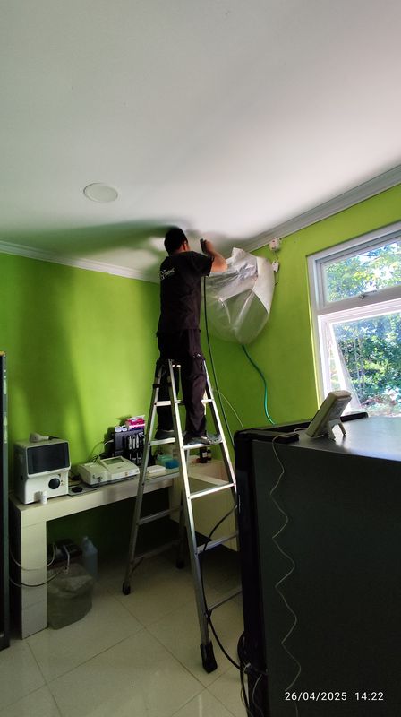 Cleaning dan service ringan ac split
