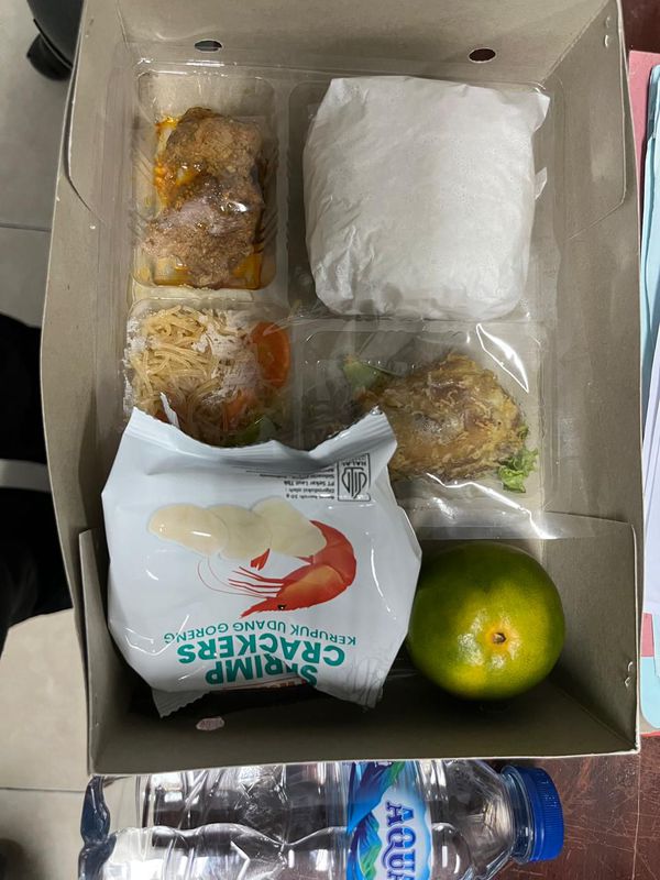 Paket Komplit 1 Nasi dan Snack
