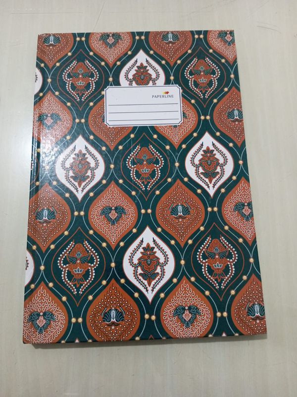 BUKU FOLIO HARD COVER (200)