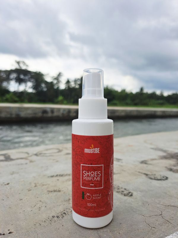 parfum sepatu aroma apel