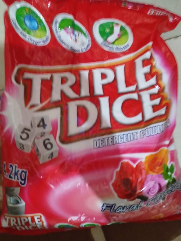 Detergen Bubuk 4,5 KG - Triple Dice