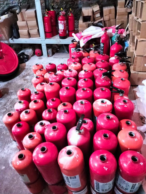 Isi Ulang Tabung APAR 9Kg Powder 90%