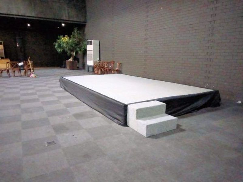 Stage / Panggung