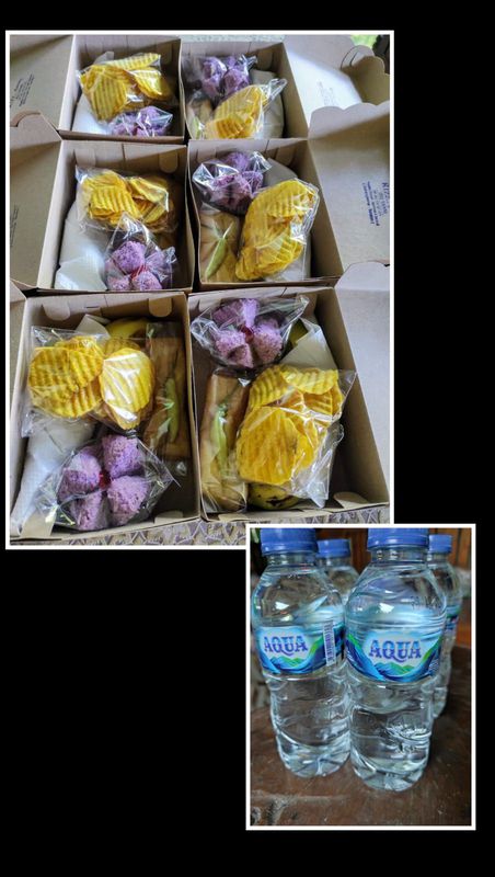 Snack box etalase D