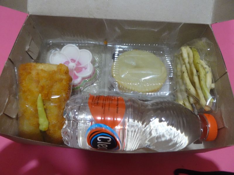 Snack Kotak Yaya Berkah Empat Macam