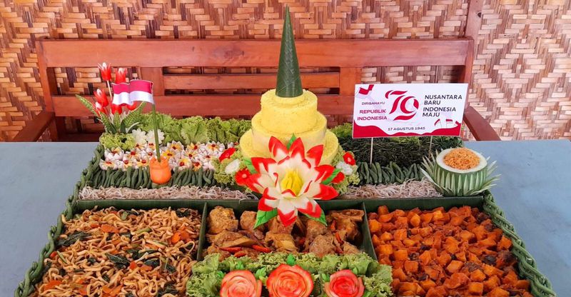 Tumpeng Besar