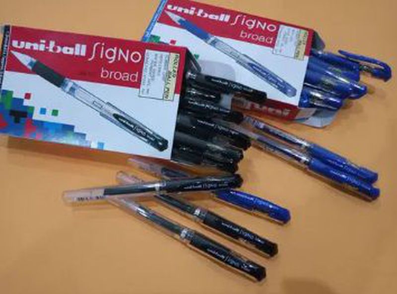 Pena Tinta Gel Tebal - SIGNO / kotak