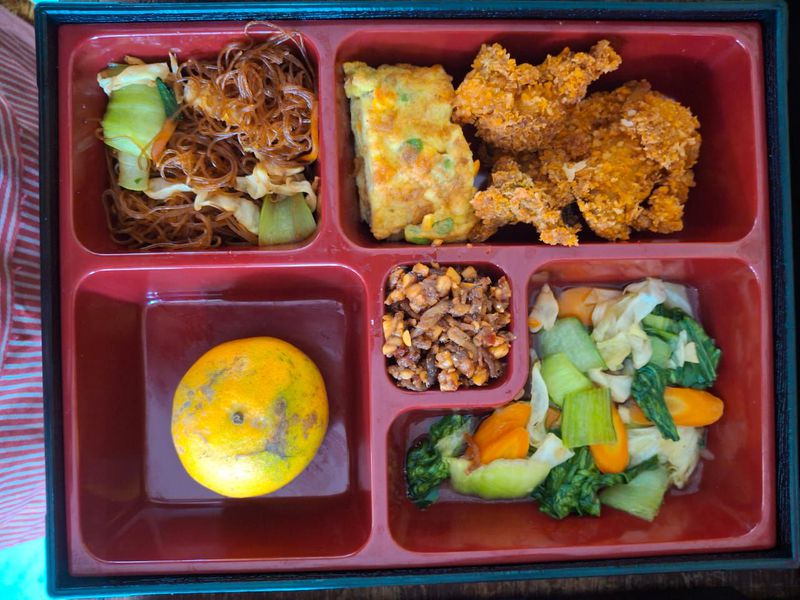 PMT Ibu Hamil C : 6 Makanan Lengkap dan 1 Kudapan - Menu 1