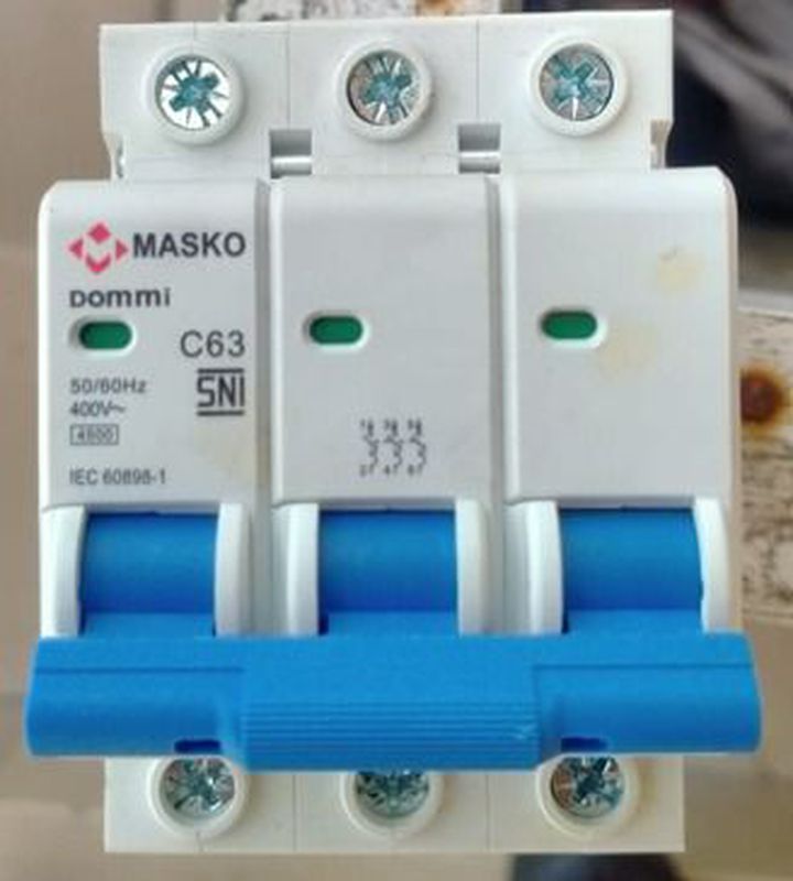 mcb 3 phase 63 amper