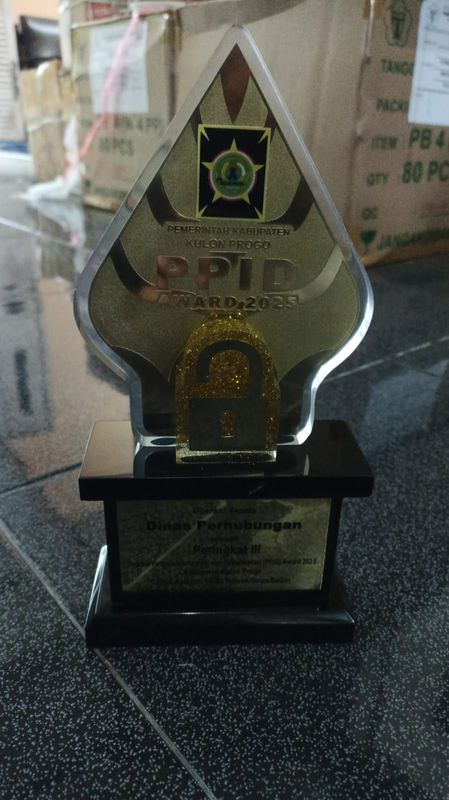 Trophy Akrilik Custom