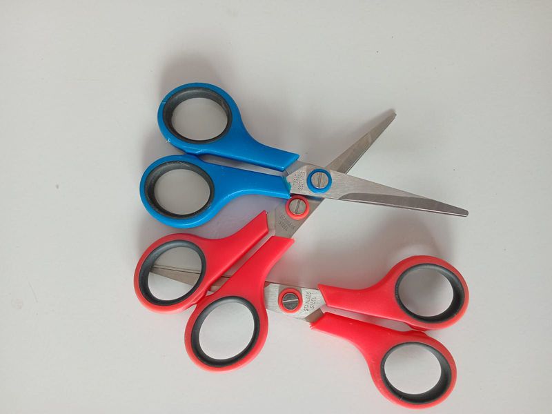 GUNTING ZRM Z-802 A SEDANG