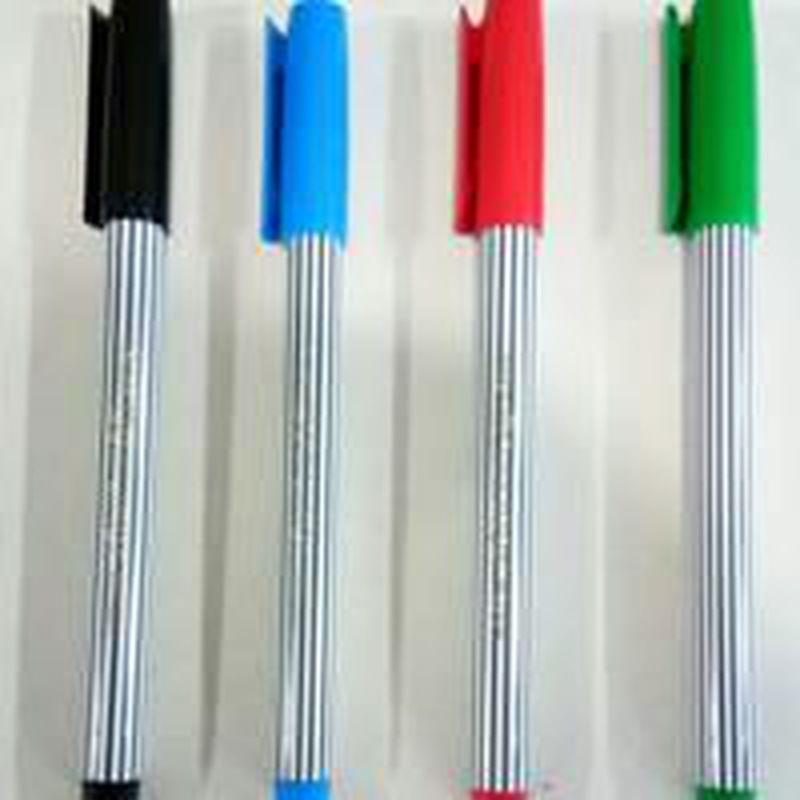 Ballpoint hitam/Biru/Hijau/Merah