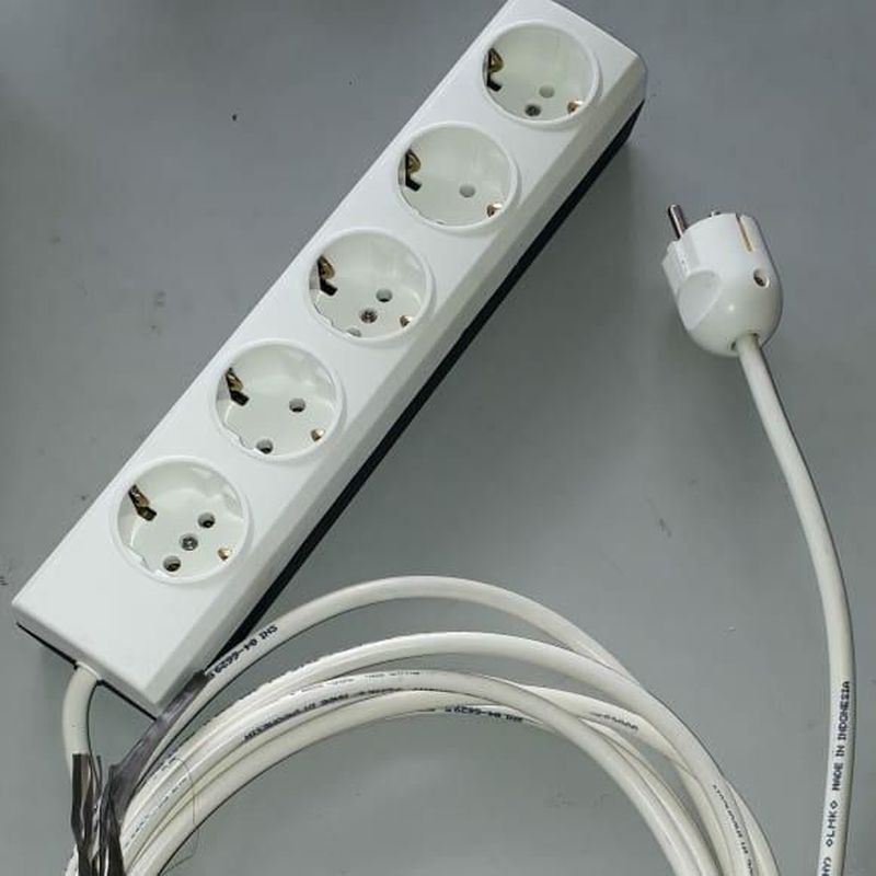 Kabel roll + colokan Custom 5 meteran