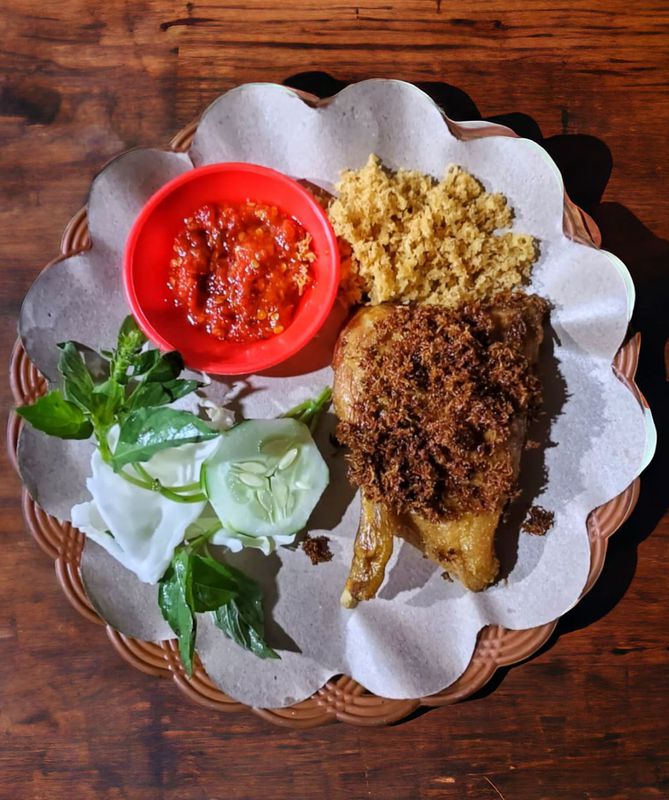 PAKET NASI BOX BEBEK KREMES