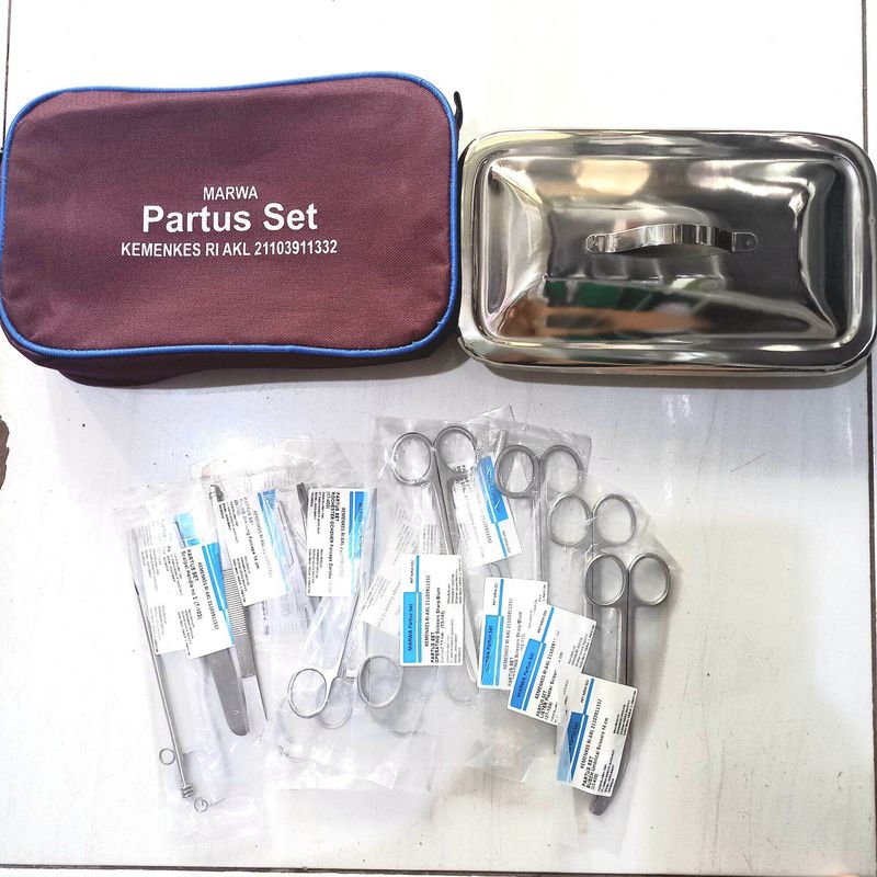 PARTUS SET MARWA