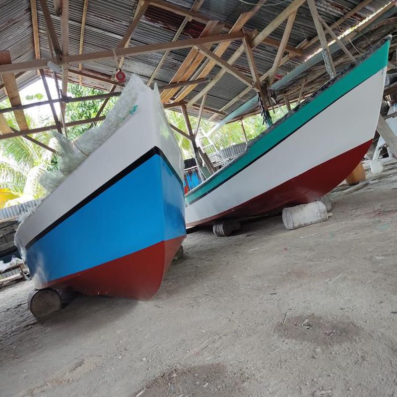 Perahu Fiber Glass panjang 6 meter